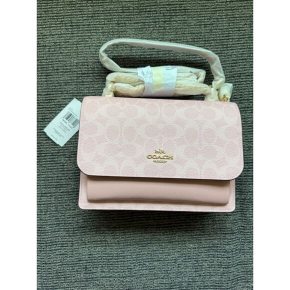 Coach | Bags | Coach Powder Pink Klare Crossbody Bag In Signature ...